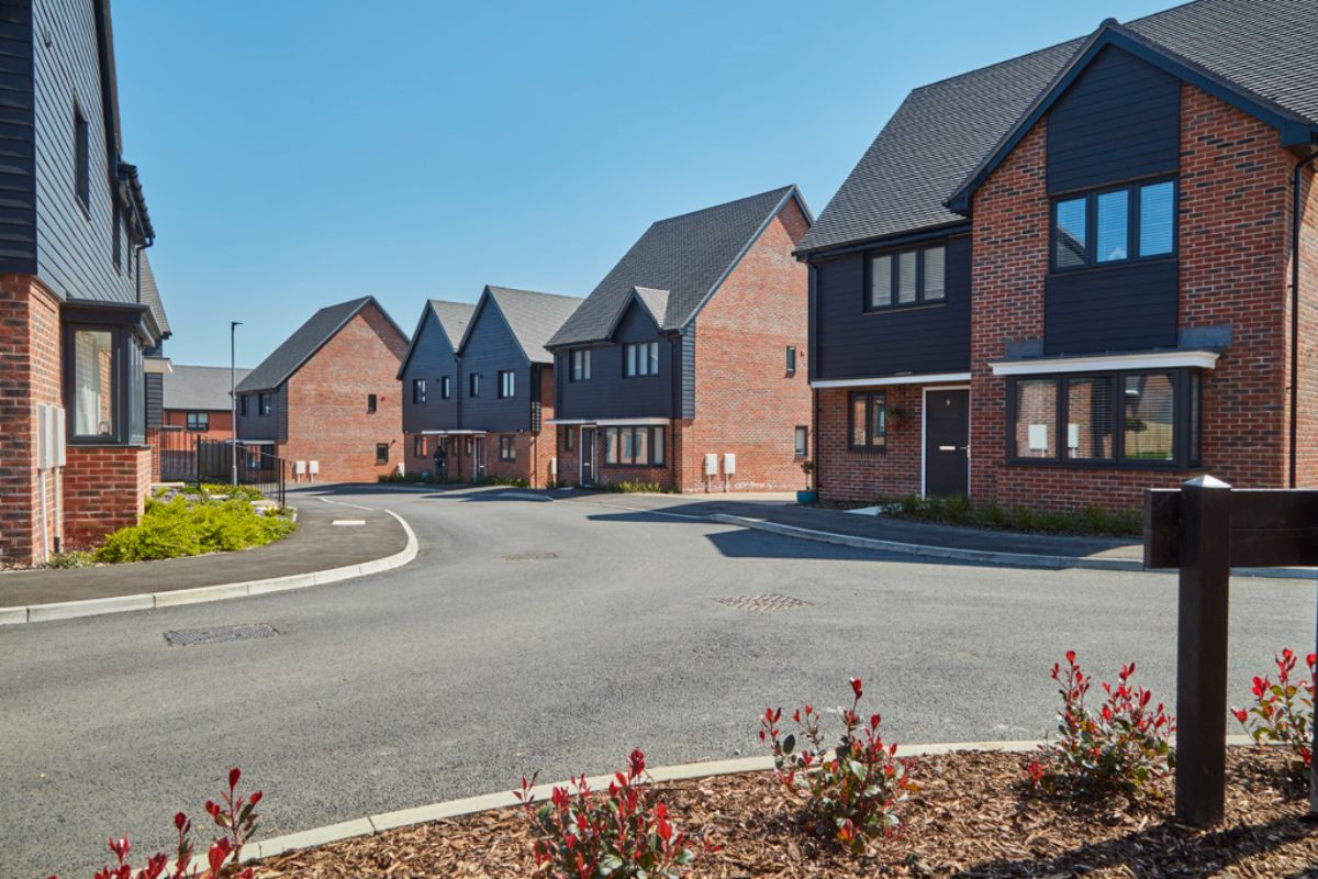 Curbridge Meadows | New Homes in Curbridge | Crest Nicholson