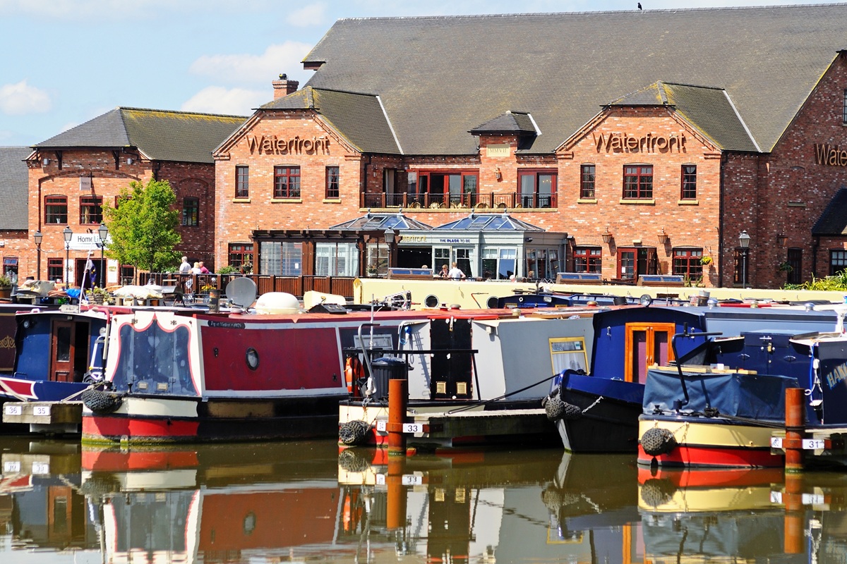Crest Nicholson at Branston Locks | Crest Nicholson