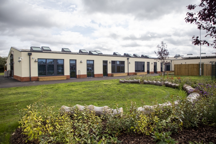 £6.5m Hunts Grove Primary Academy opens its doors | Crest Nicholson